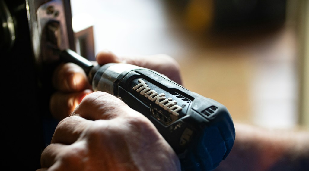 Handyman | Trail Baboon